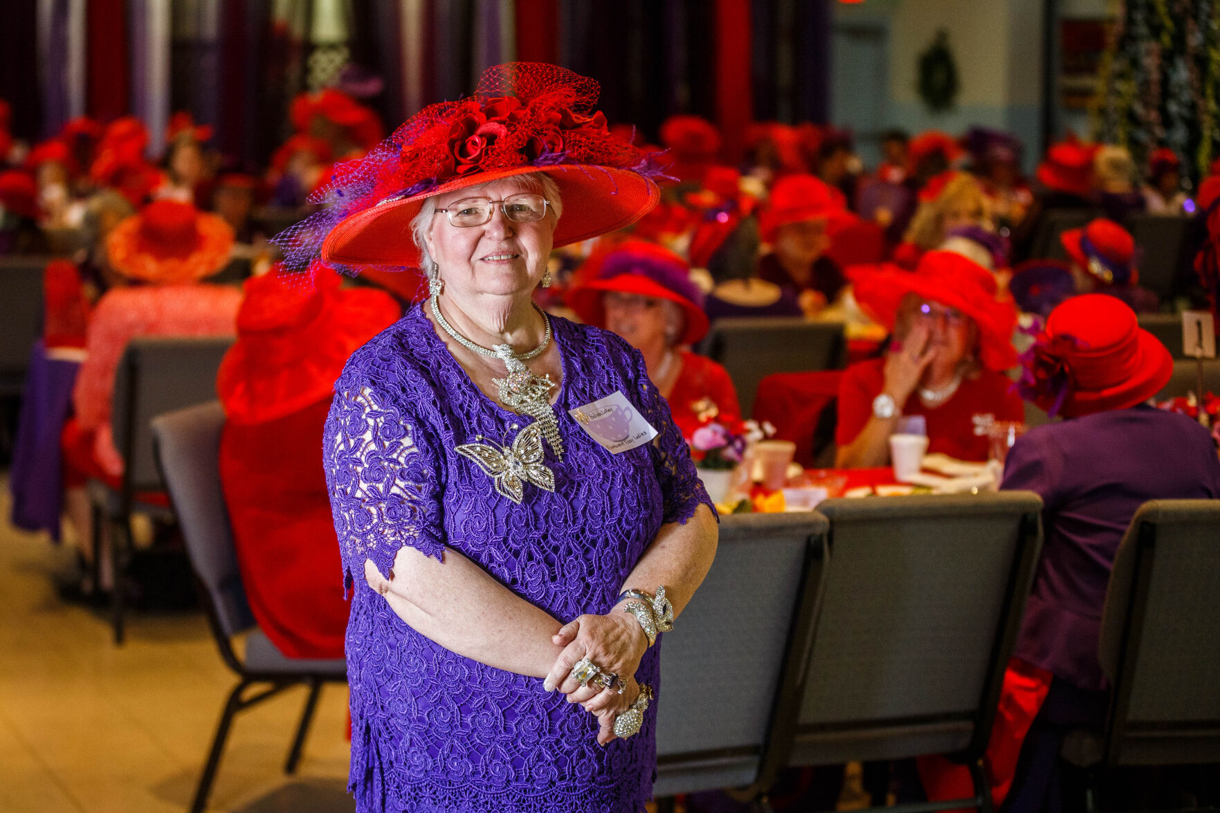 Red Hat Society: Flamboyant Foxxy Ladies celebrate 25 years of ...